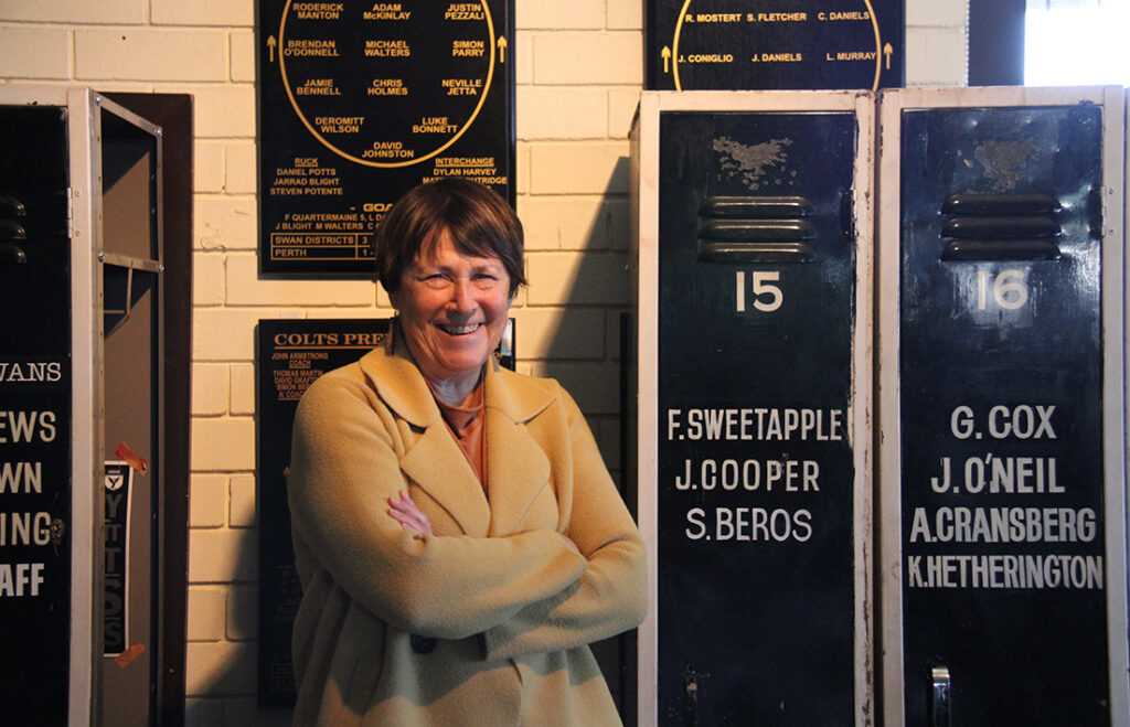 Jan Cooper inducted into footy hall of fame - Echo Newspaper