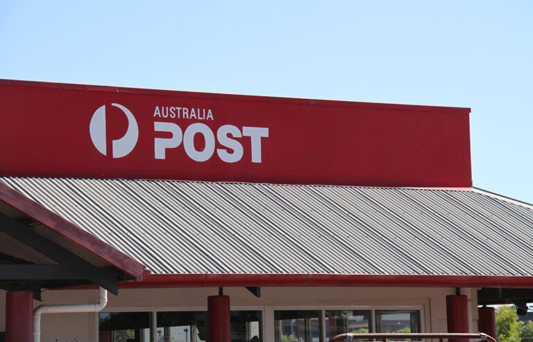Parcels given priority by Australia Post - Echo Newspaper