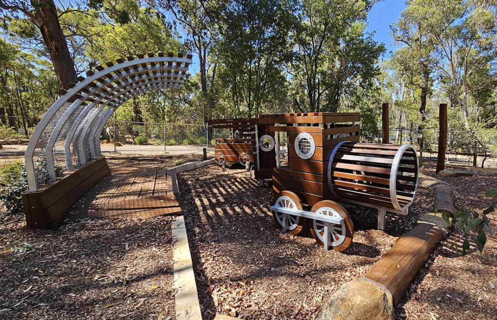 All Aboard! Heritage playground open - Echo Newspaper